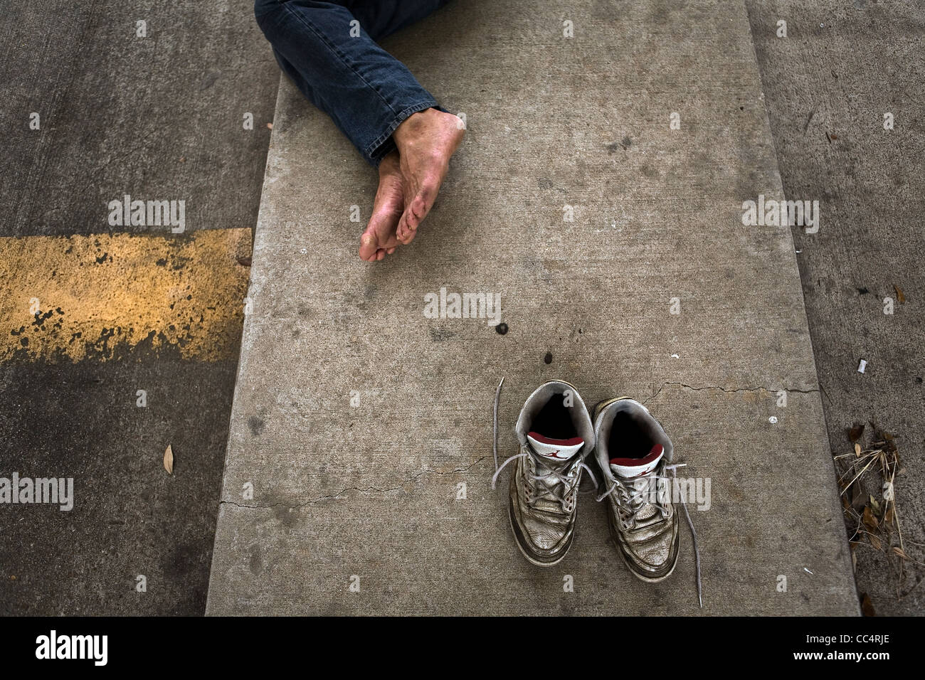 Barefoot homeless hi-res stock photography and images - Alamy