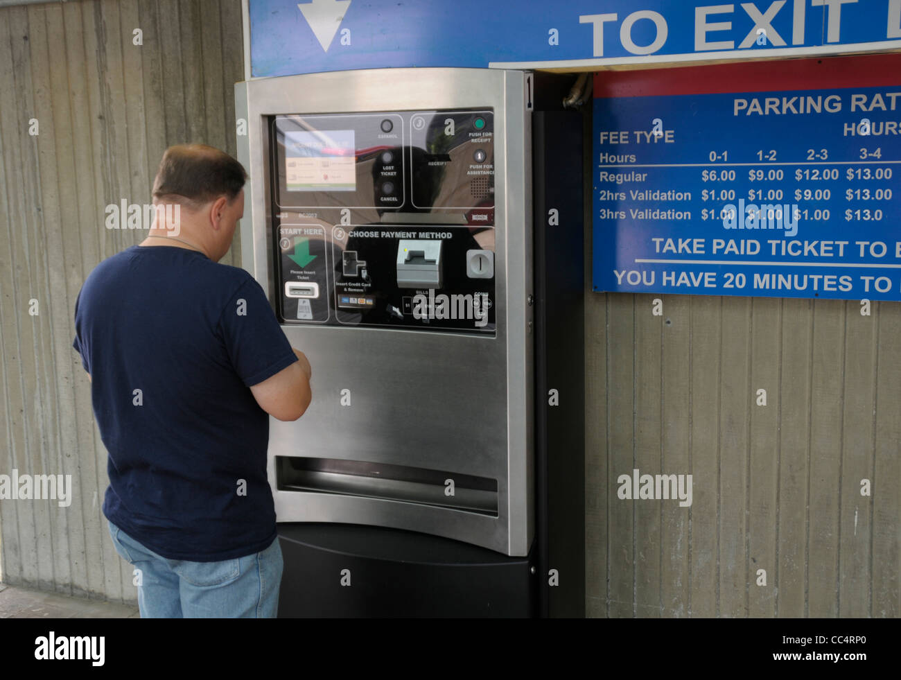 Parking Pay Station Stock Photos & Parking Pay Station Stock Images - Alamy