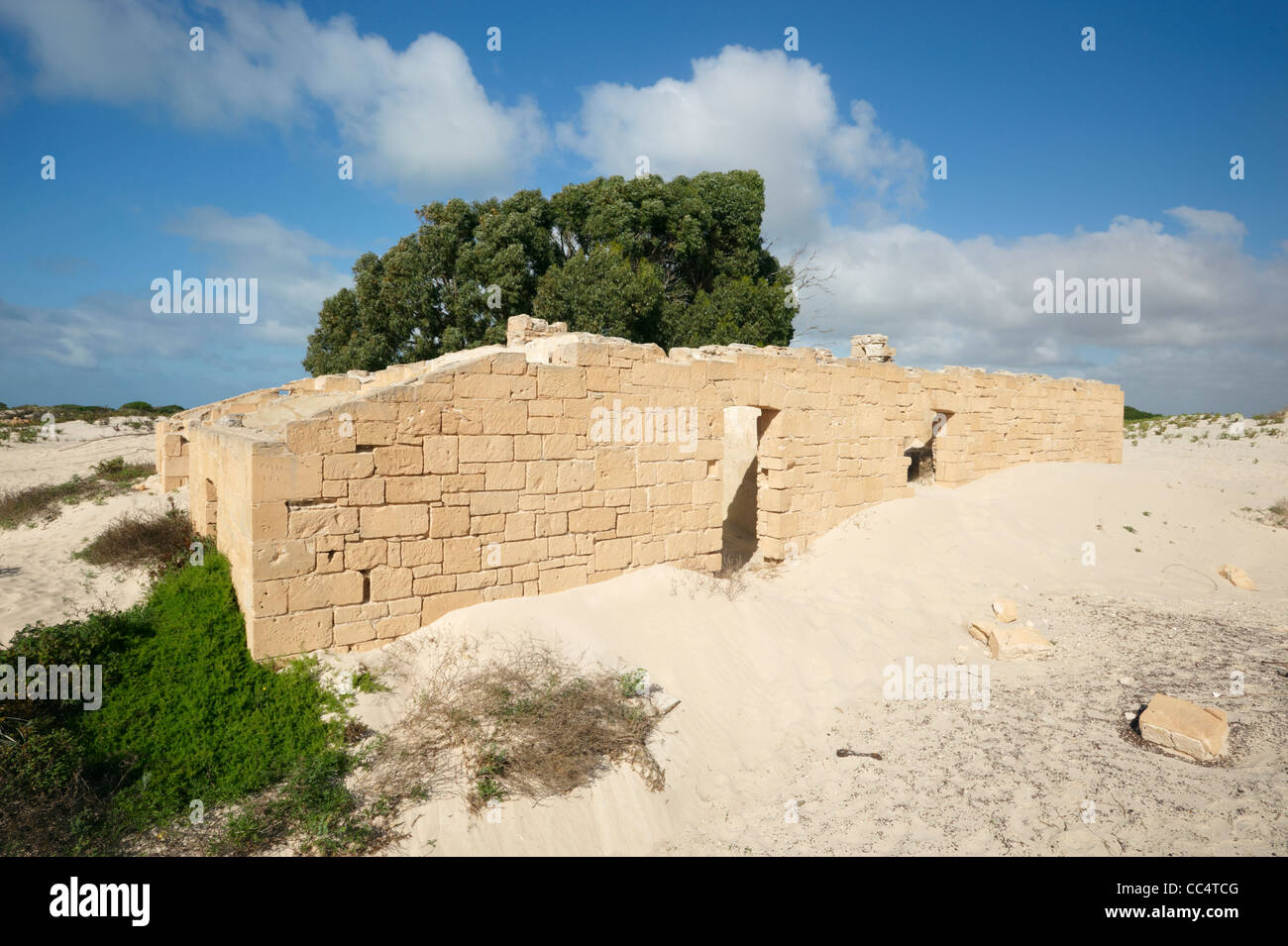 Ruins of old Telegraph station, Eucla, Western Australia, Australia ...