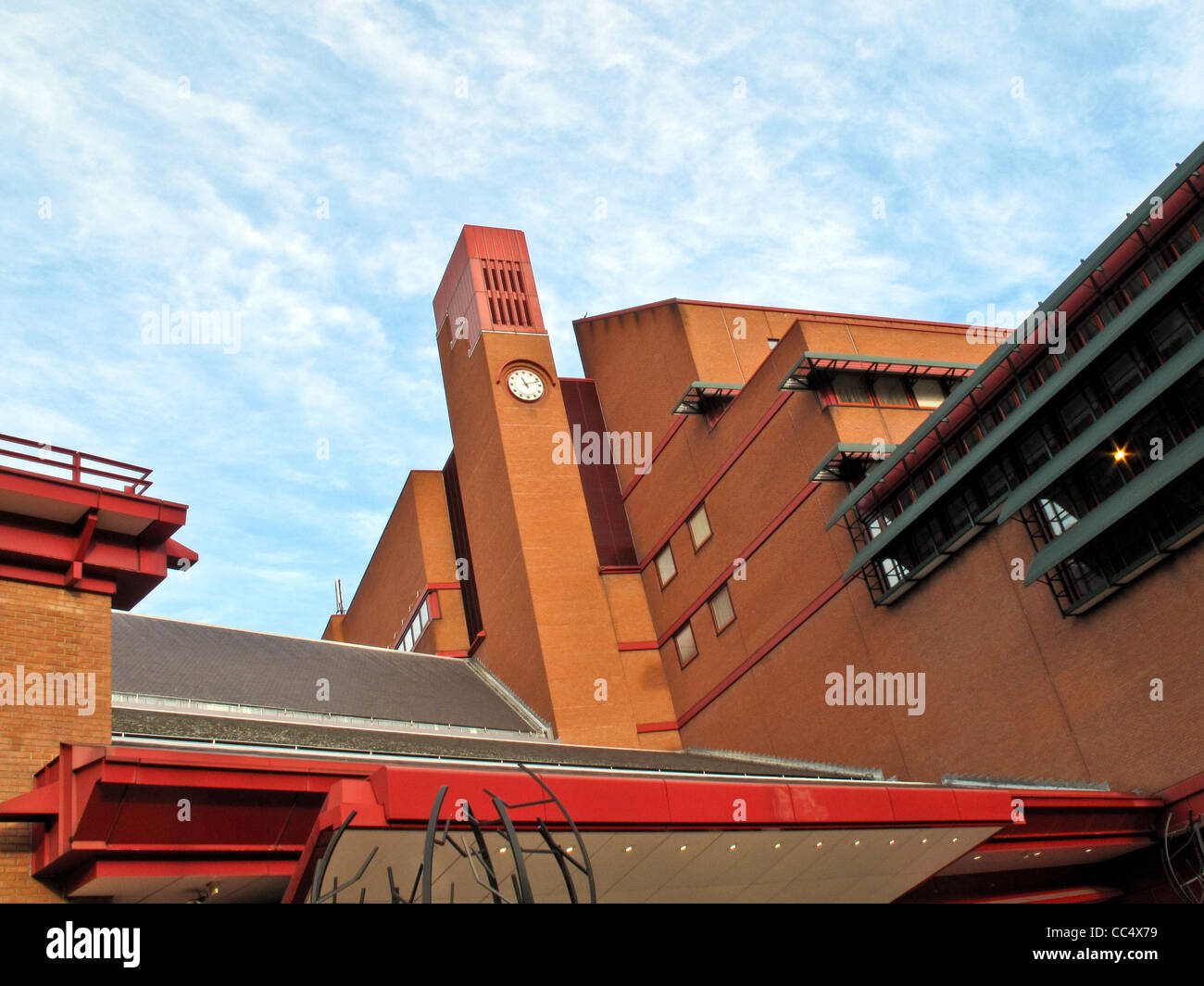 The british library london exterior hi-res stock photography and images ...