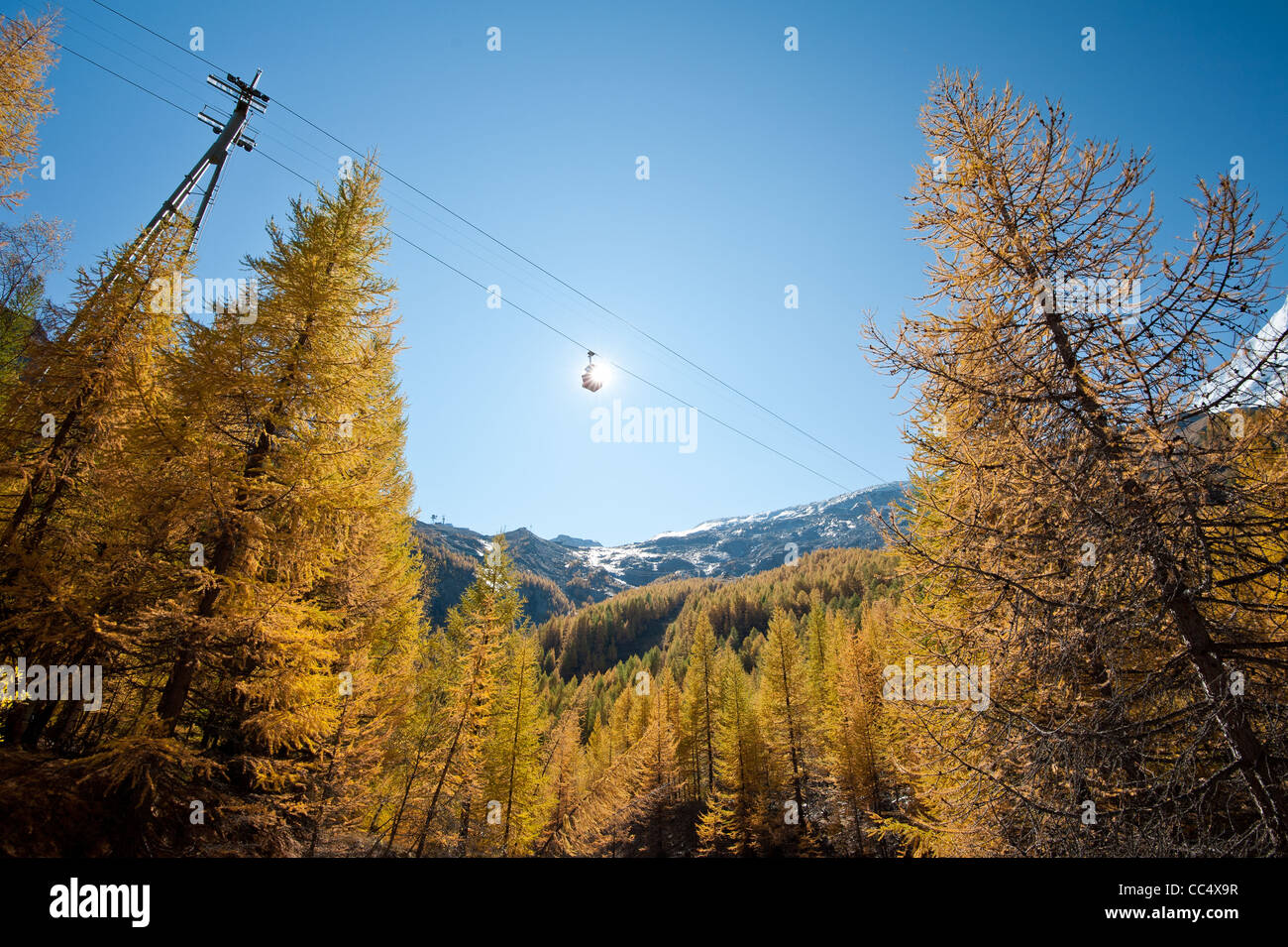 See through lift hi-res stock photography and images - Alamy