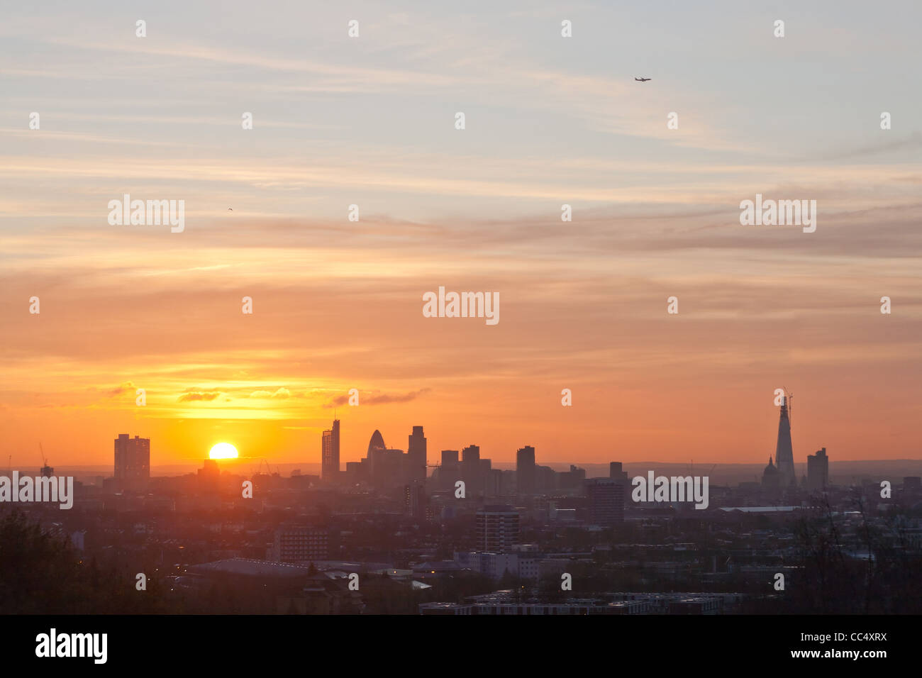 Dawn cityscape london hi-res stock photography and images - Alamy