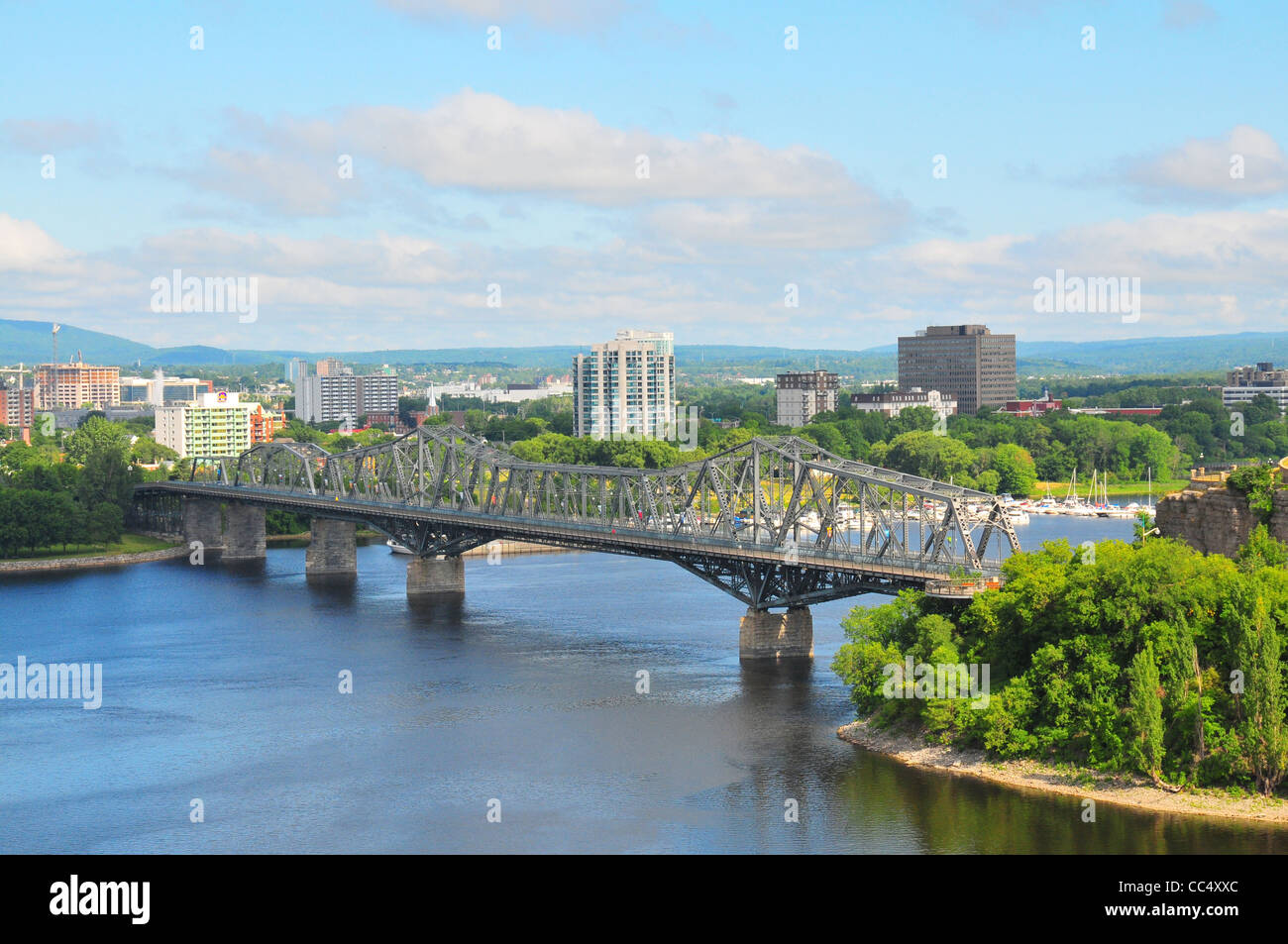 Alexandra bridge hi-res stock photography and images - Alamy