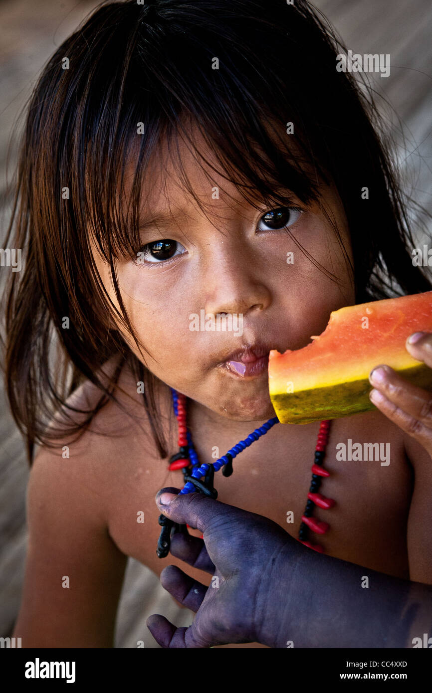 Indigenous embera children hi-res stock photography and images - Alamy