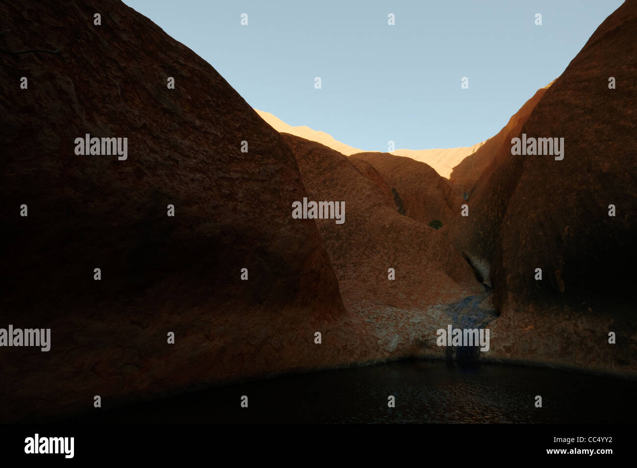 Uluru waterfall in ayers rock hi-res stock photography and images - Alamy