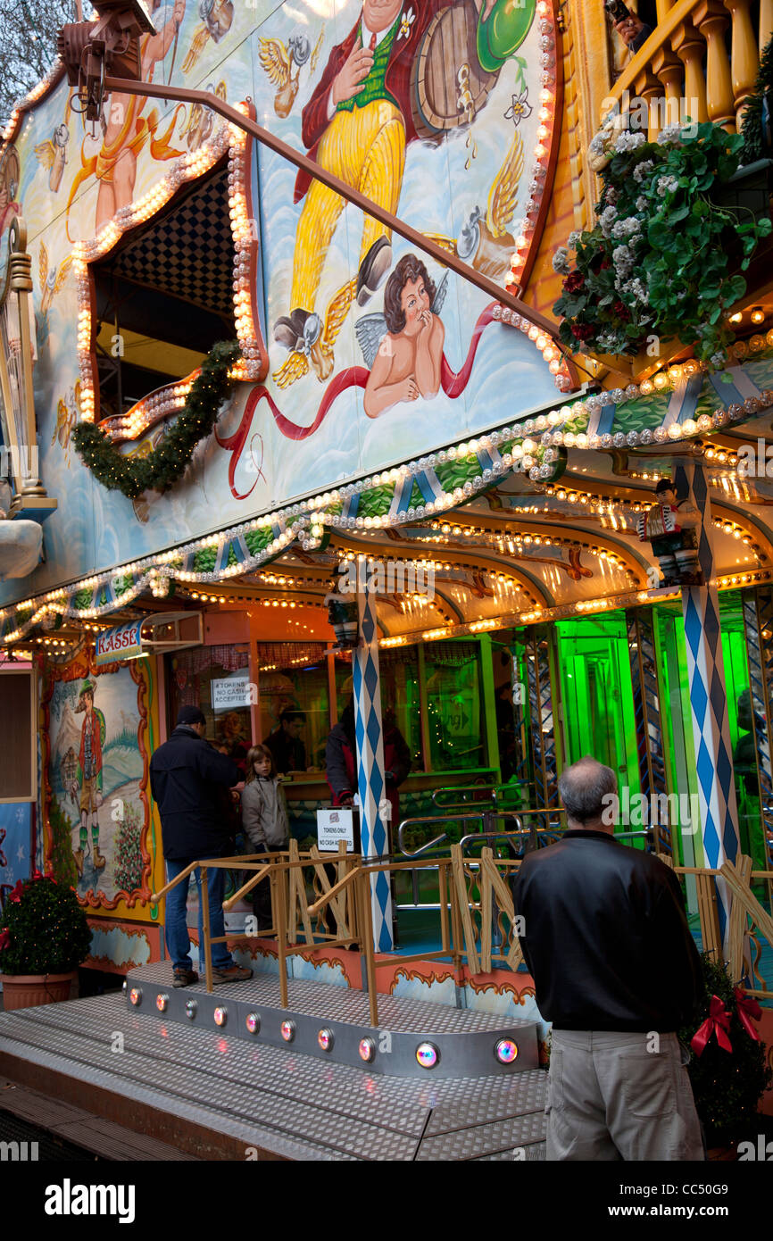 Hall Of Mirrors Fun Fair Clipart