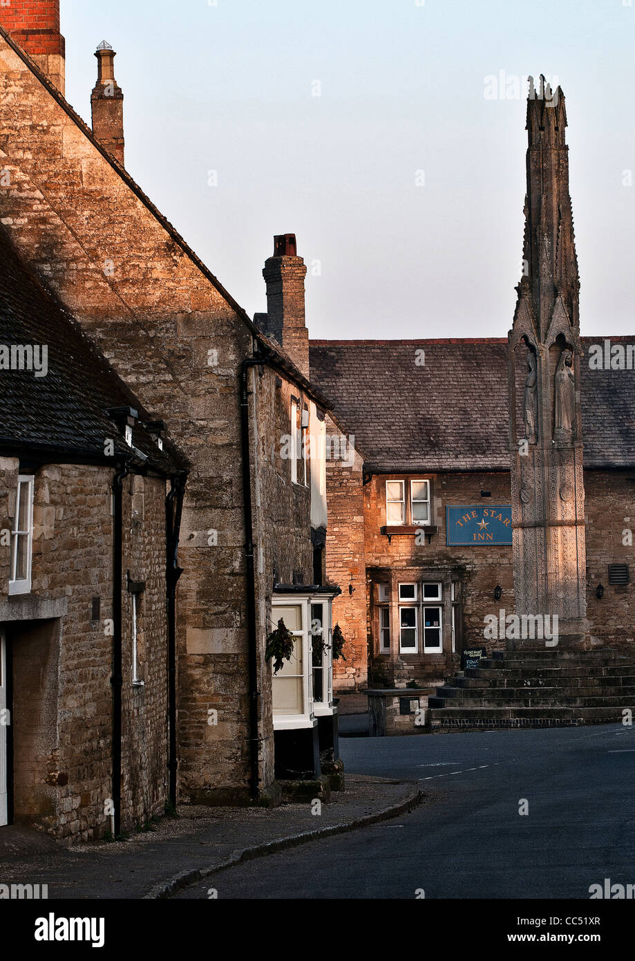 Geddington Cross High Resolution Stock Photography and Images - Alamy