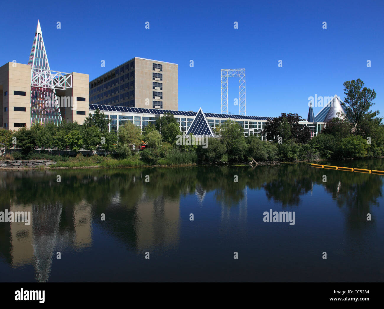 Ottawa city hall hi-res stock photography and images - Alamy