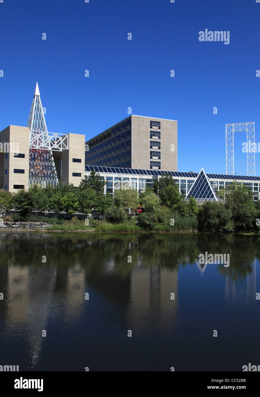 Ottawa city hall ontario hi-res stock photography and images - Alamy