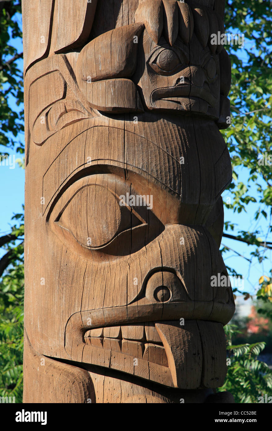 Canada, Ontario, Ottawa, totem pole Stock Photo - Alamy