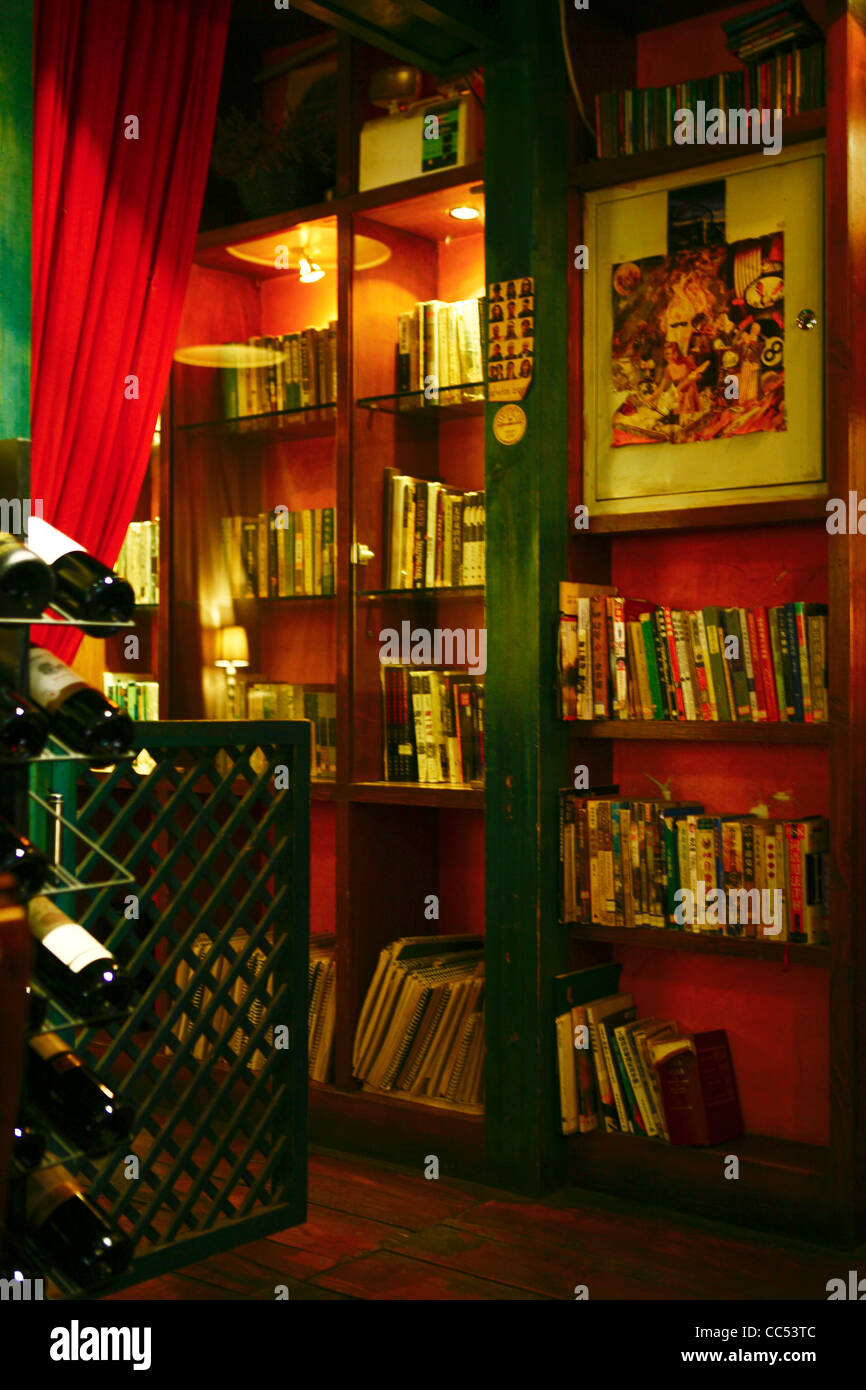 Cava bar hi-res stock photography and images - Alamy