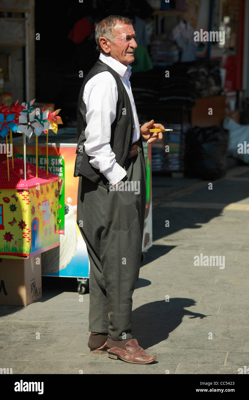 Turkey traditional dress man hi-res stock photography and images - Alamy