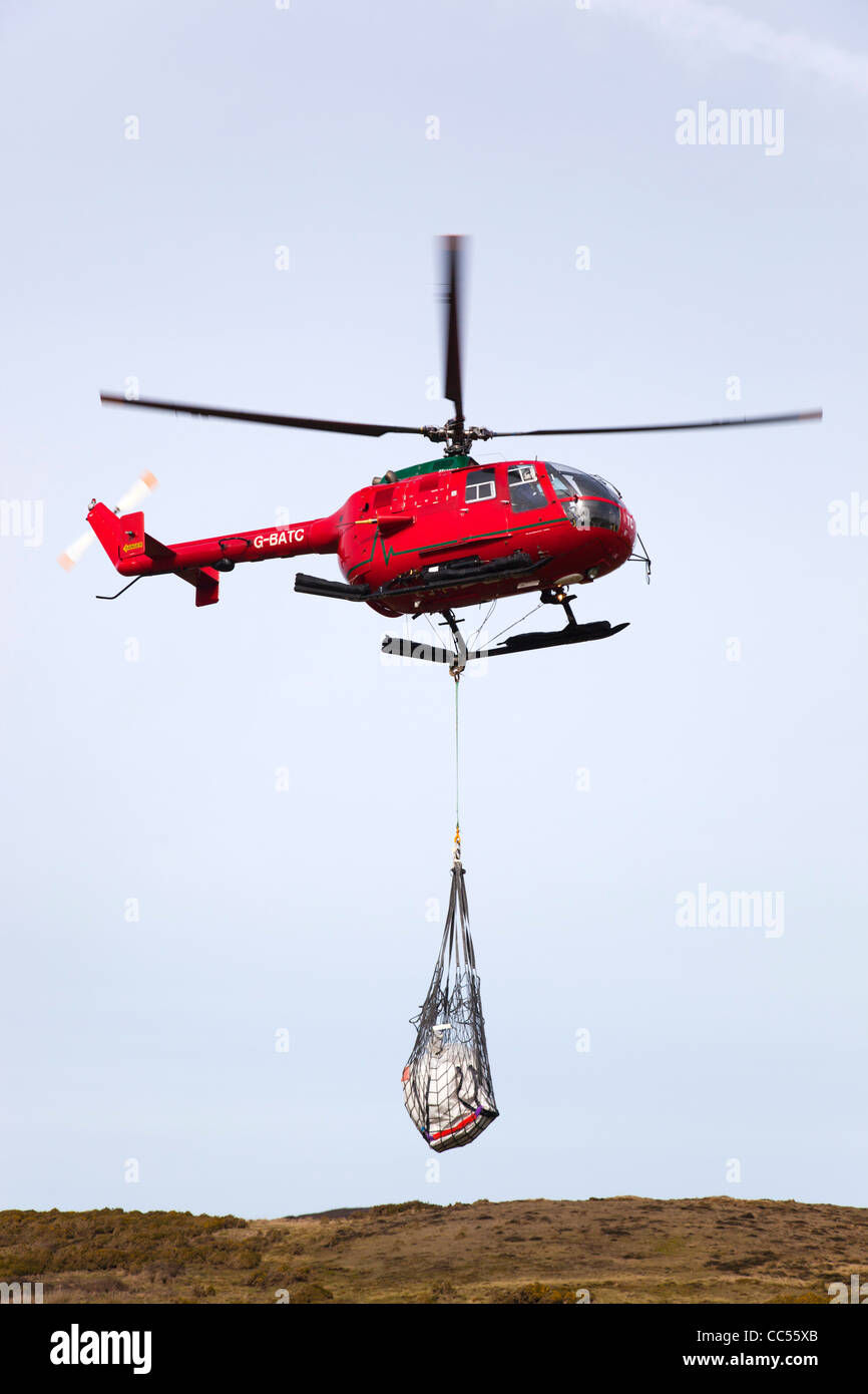 Red helicopter hi-res stock photography and images - Alamy