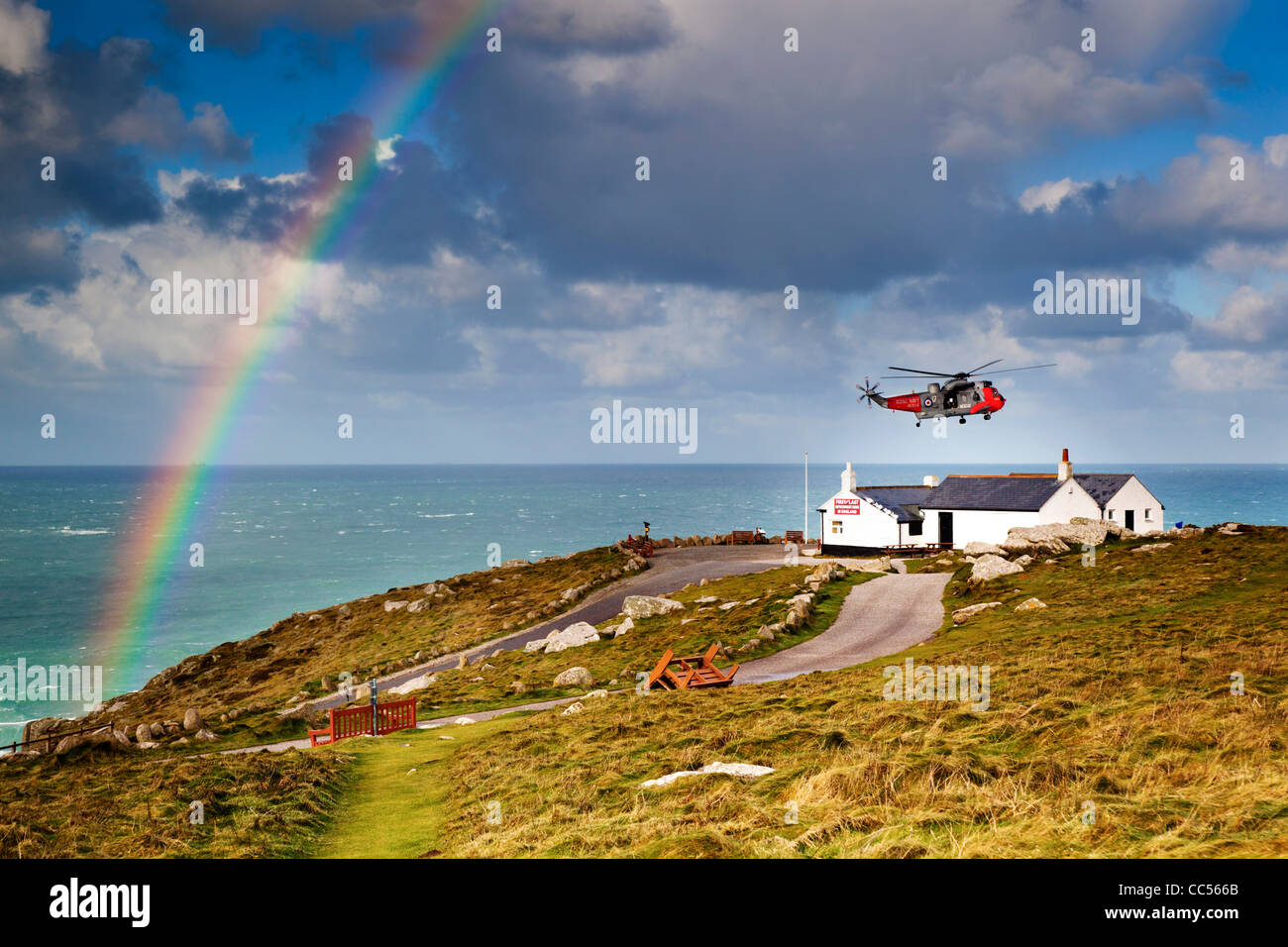 Rural rainbow uk hi-res stock photography and images - Alamy