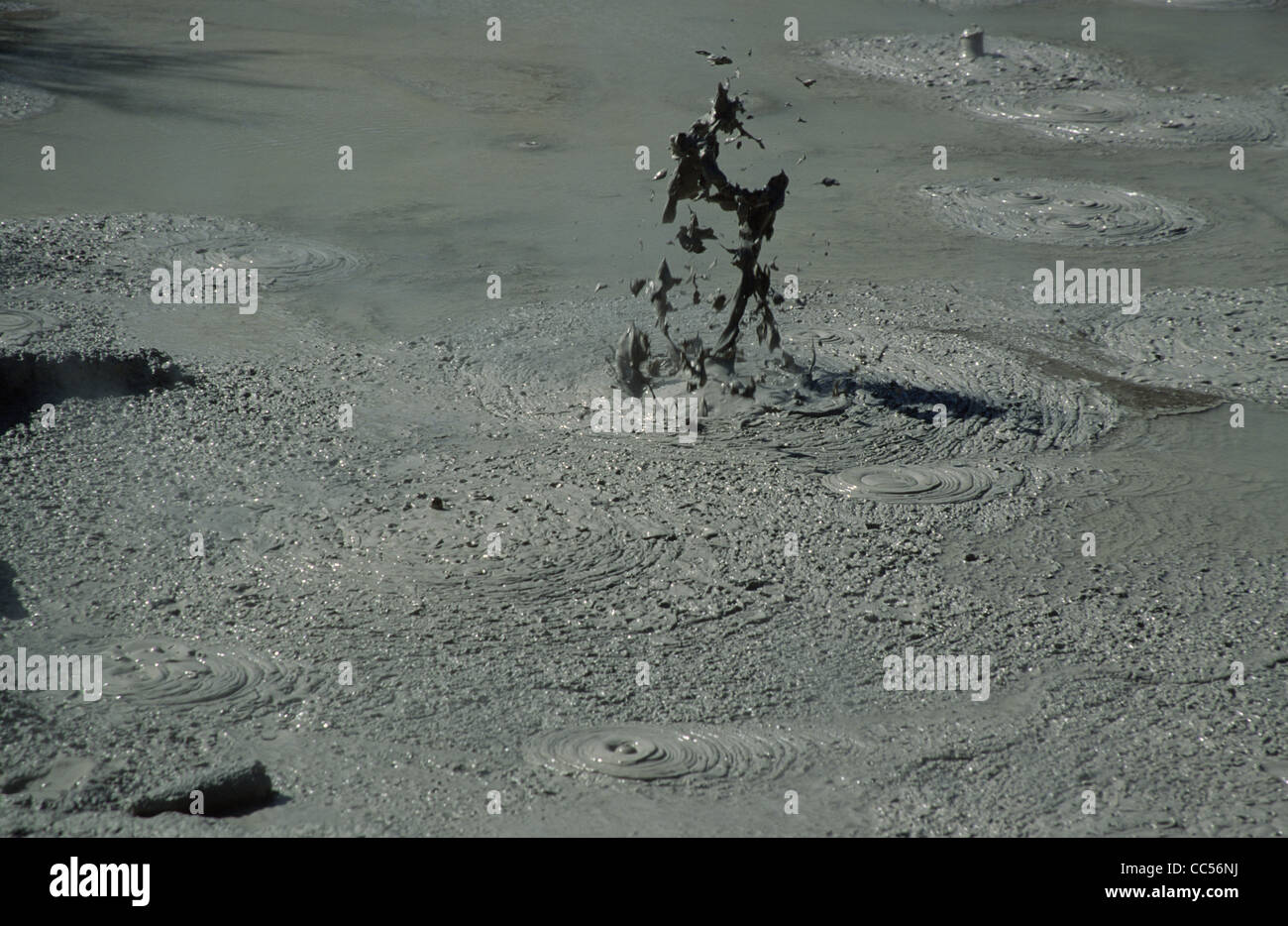 New Zealand Rotorua Wai-O-Tapu Boiling mud pool Stock Photo - Alamy