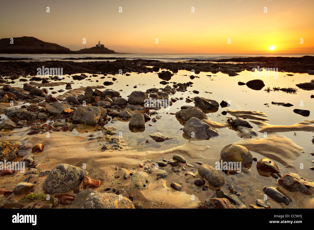 Mumbles Lighthouse, Bracelet Bay, Mumbles, Wales Stock Photo - Alamy