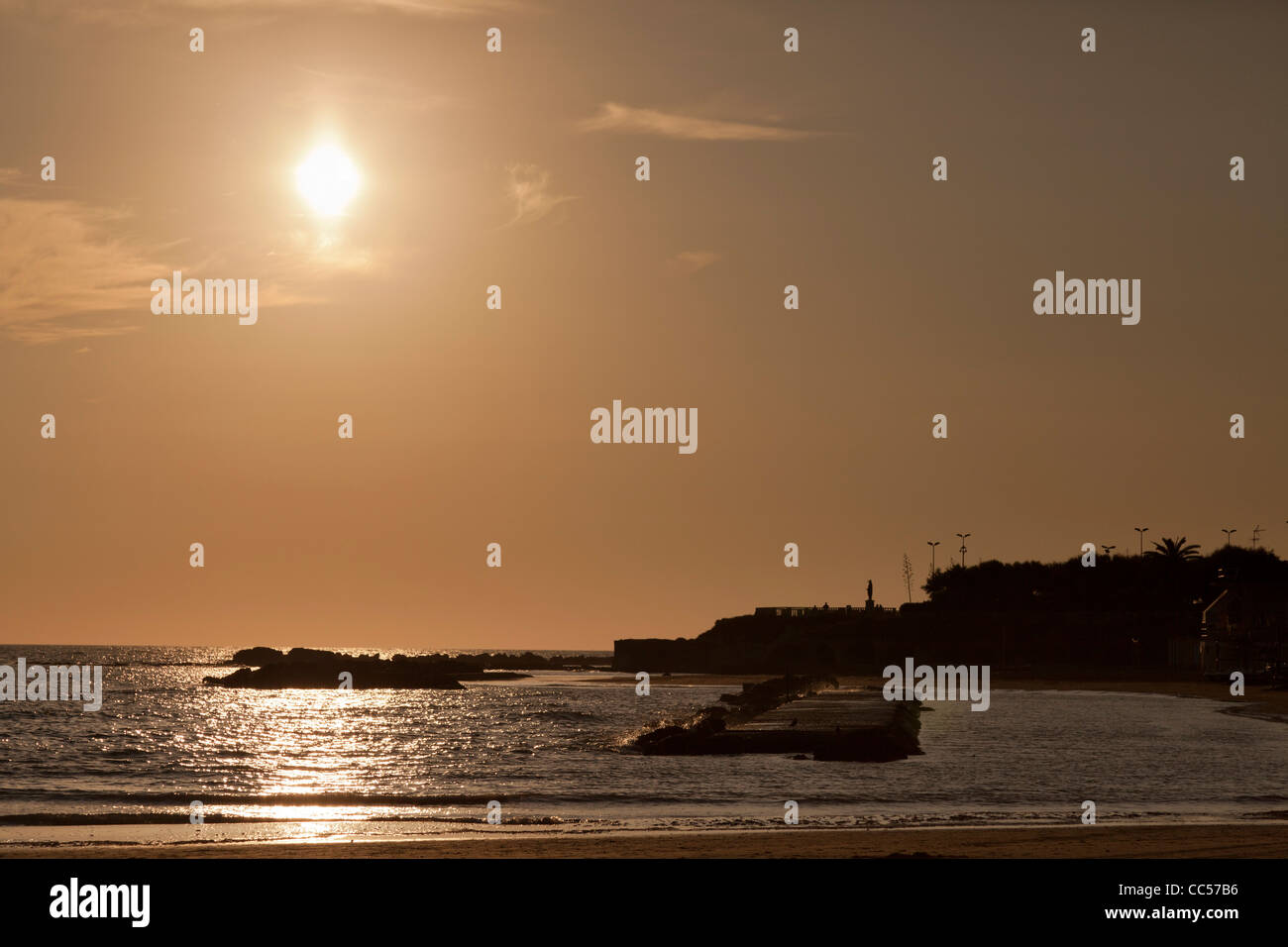Sunlight reflection off sea hi-res stock photography and images - Alamy