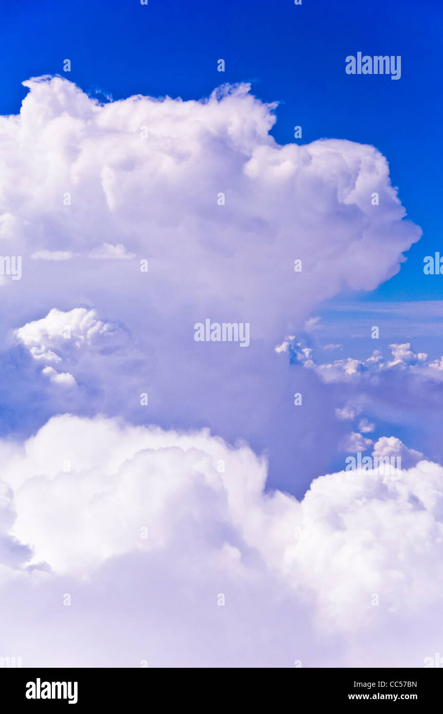 Thunderhead clouds hi-res stock photography and images - Alamy