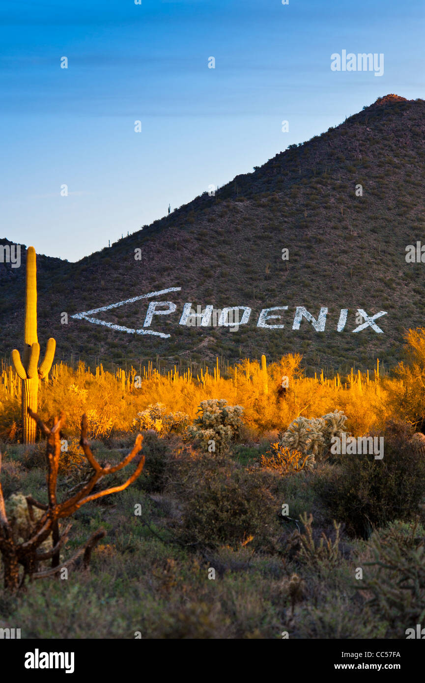 The iconic "Phoenix" sign at the top of Usery Pass in East Mesa ...