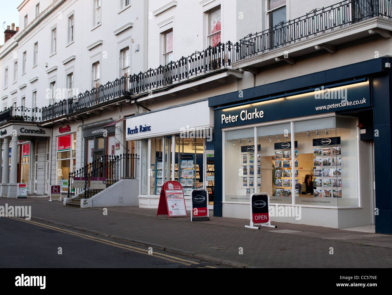 Euston estate hi-res stock photography and images - Alamy