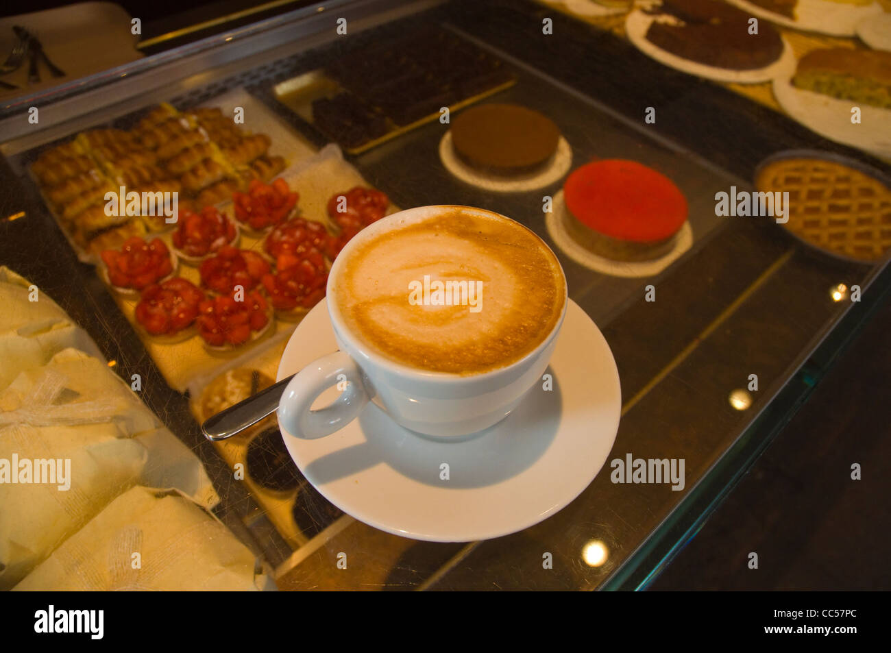 Princi hi-res stock photography and images - Alamy