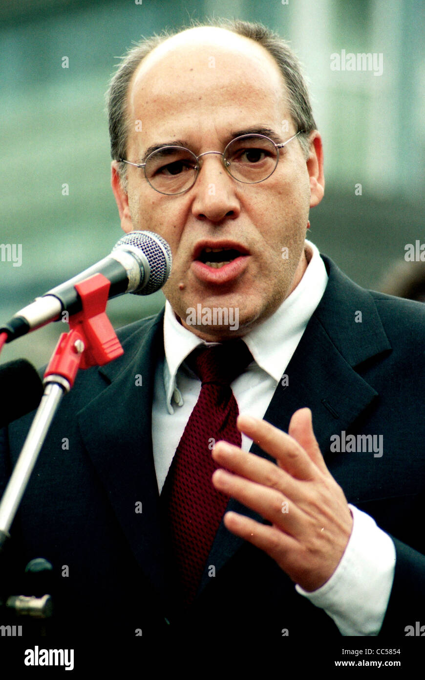 Portrait of Gregor Gysi * 16.01.1948: German politician of the Left ...