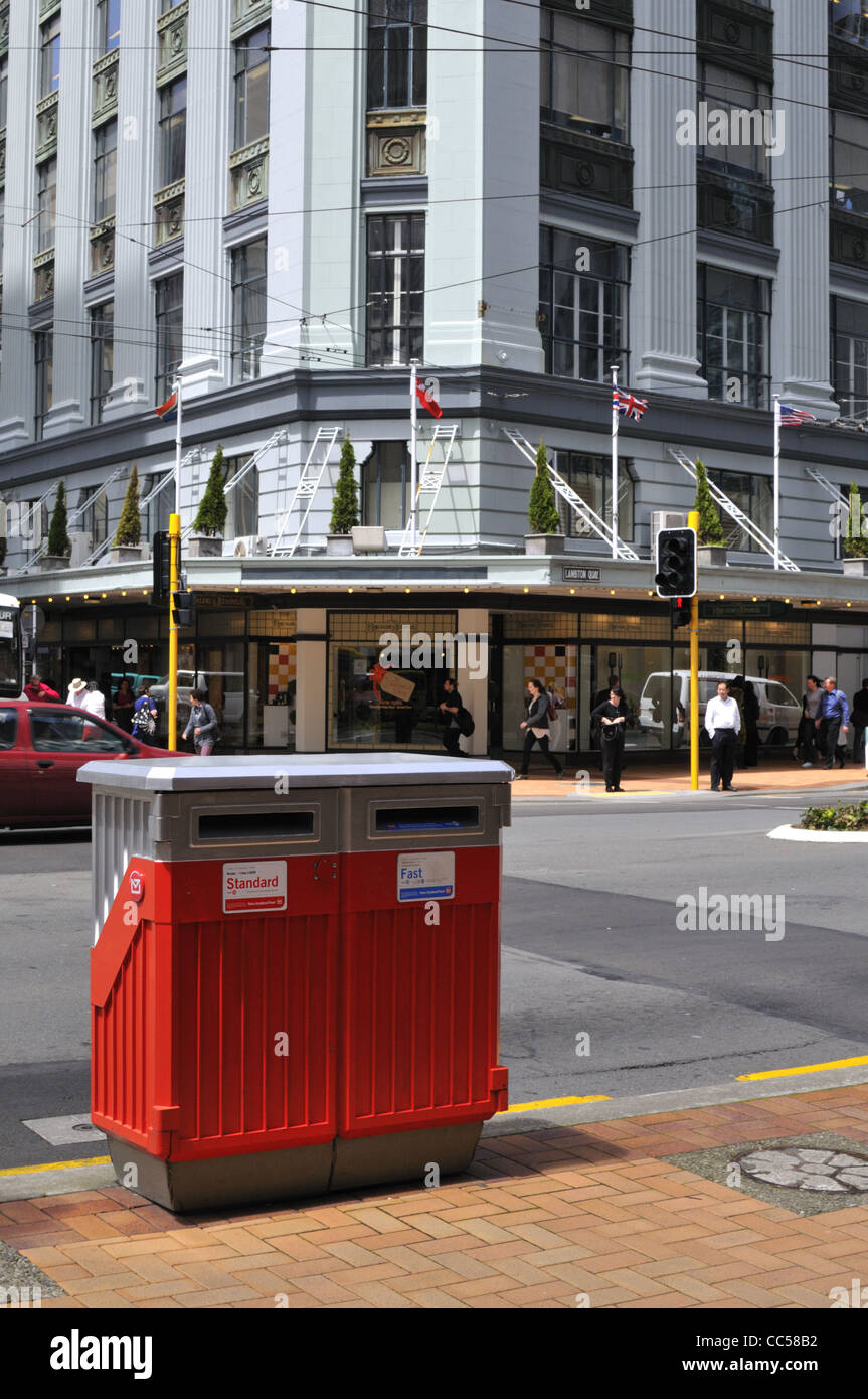 Lambton Quay, downtown Wellington, New Zealand Stock Photo - Alamy