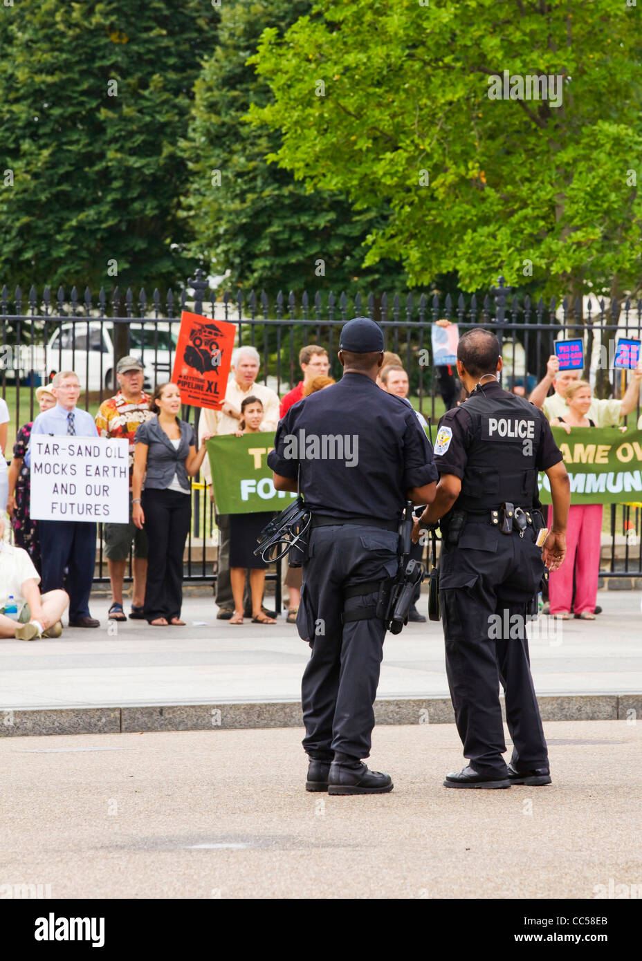 Police officers guarding protesters - Washington, DC USA Stock Photo ...