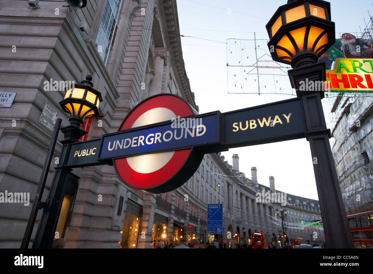 illuminated london underground entrance sign in piccadilly circus ...