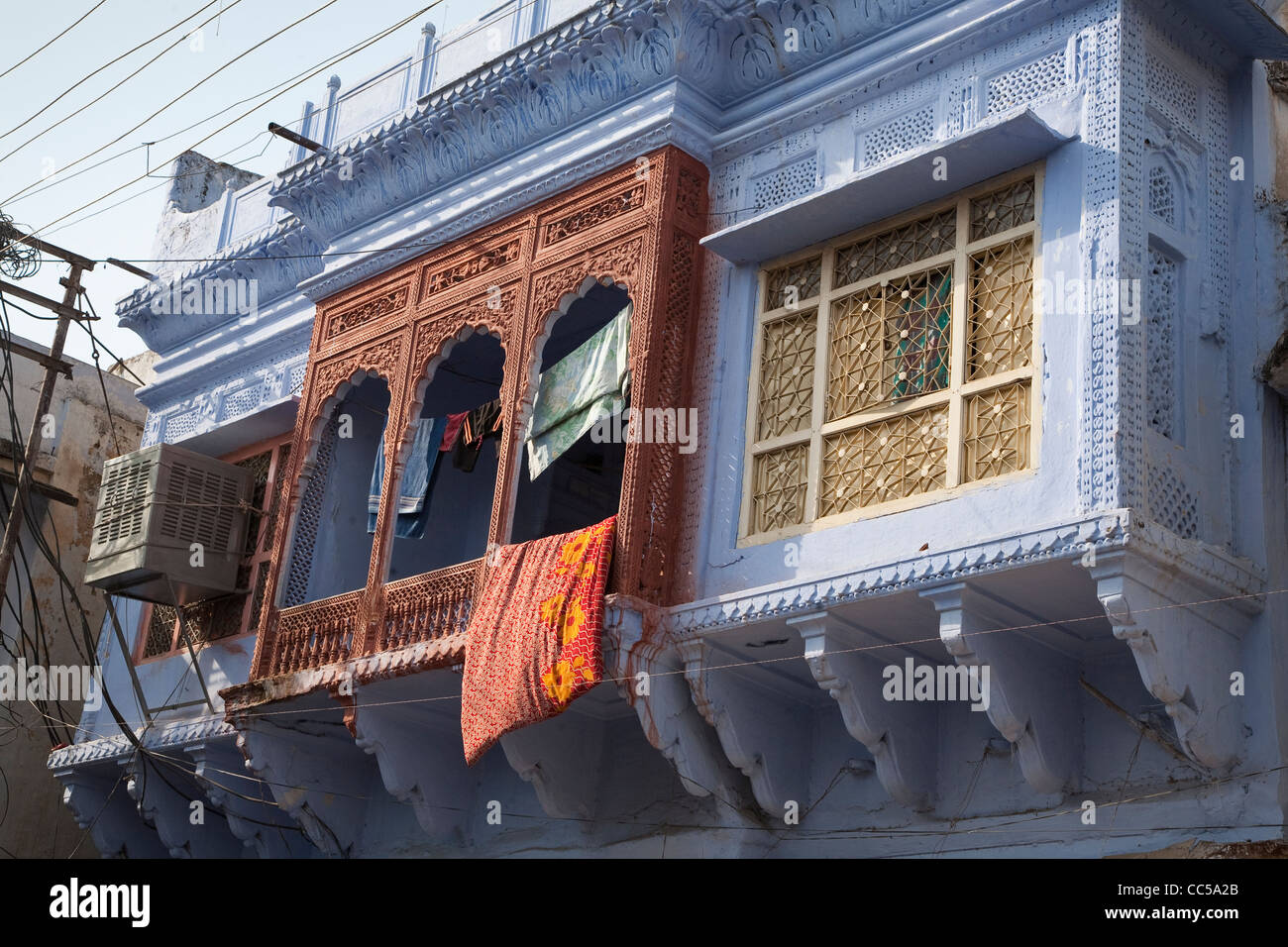 Cusped arch hi-res stock photography and images - Alamy