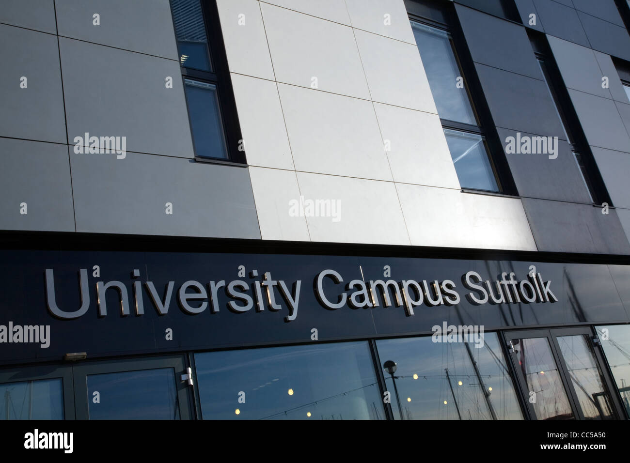 University campus suffolk building hi-res stock photography and images ...