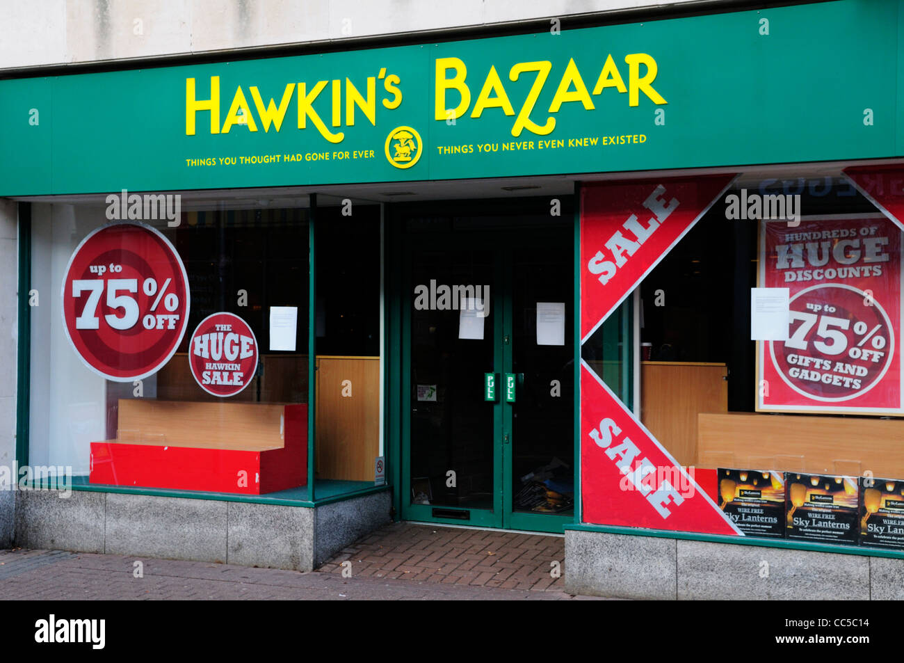 Closed Down Hawkin's Bazaar Shop, Cambridge, England, UK Stock Photo ...