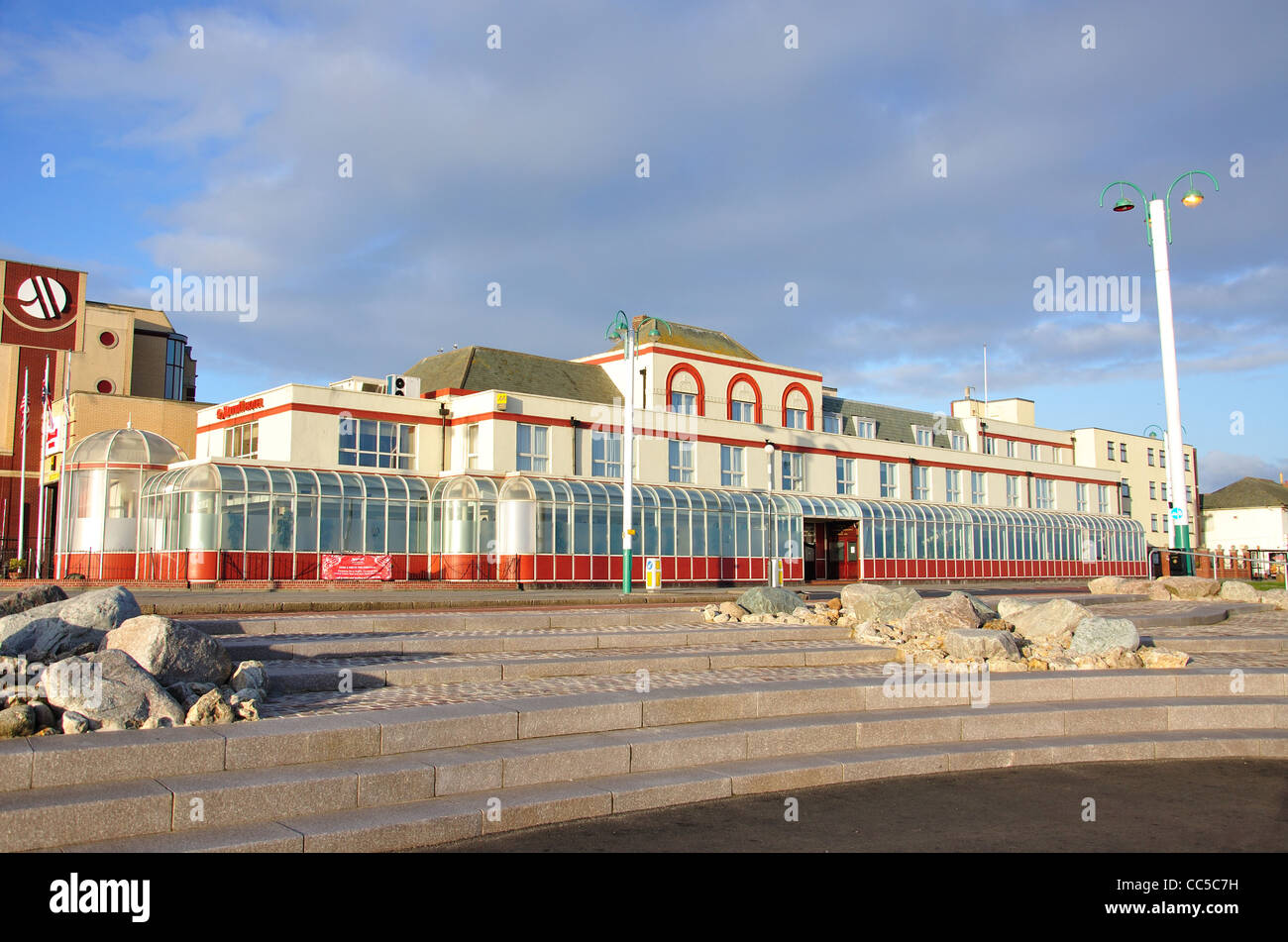 Seaburn Seafront High Resolution Stock Photography and Images - Alamy