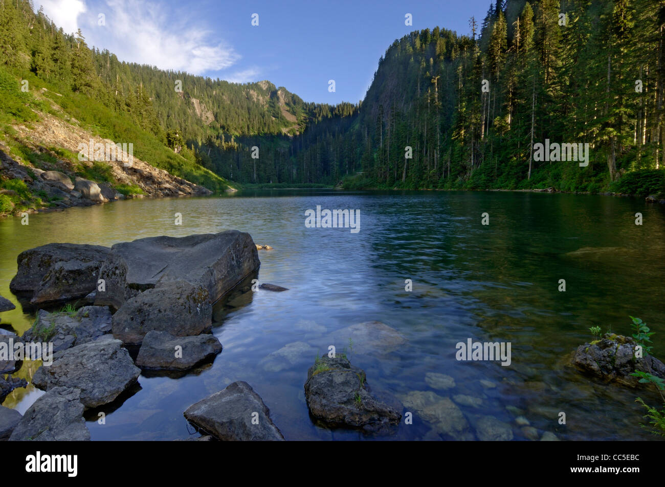 Coal Lake in the Mount Baker-Snoqualmie National Forest, Cascade ...