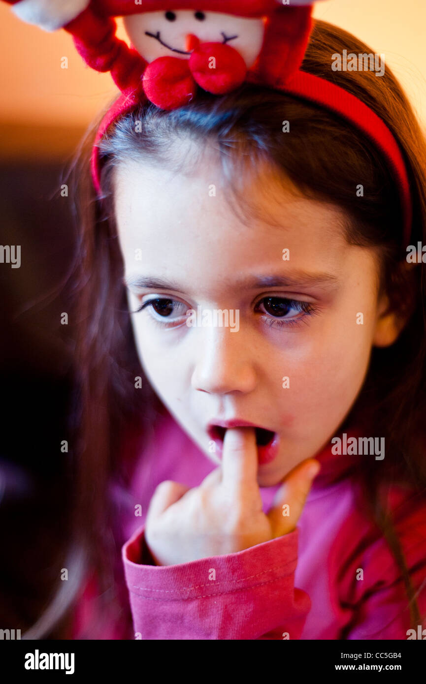 portrait of children whit finger in mouth Stock Photo - Alamy