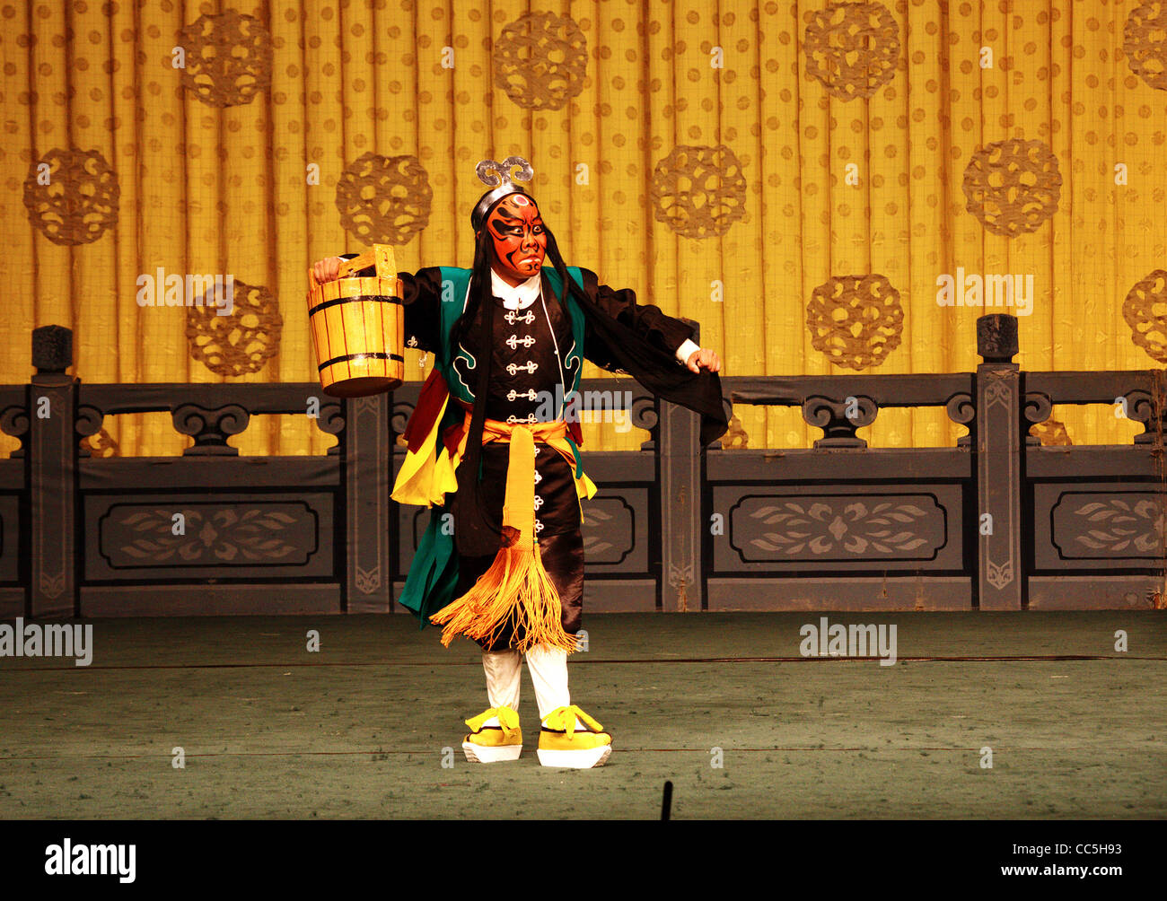Male Peking opera performer, Beijing, China Stock Photo - Alamy