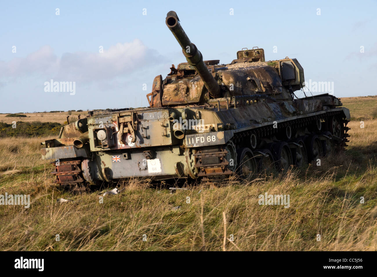 Salisbury plain army tank hi-res stock photography and images - Alamy