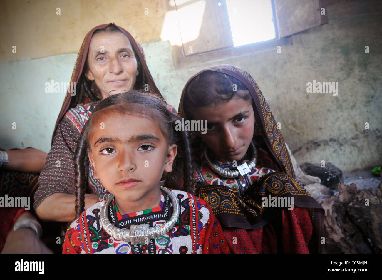 Kutchi people hi-res stock photography and images - Alamy