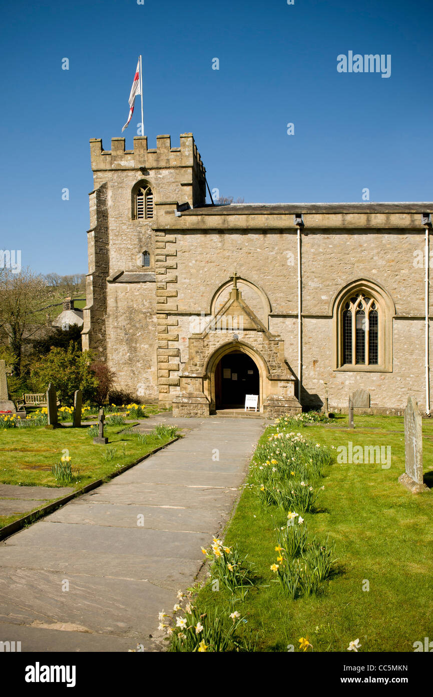 Church of St James, Clapham Village, North Yorkshire Stock Photo - Alamy