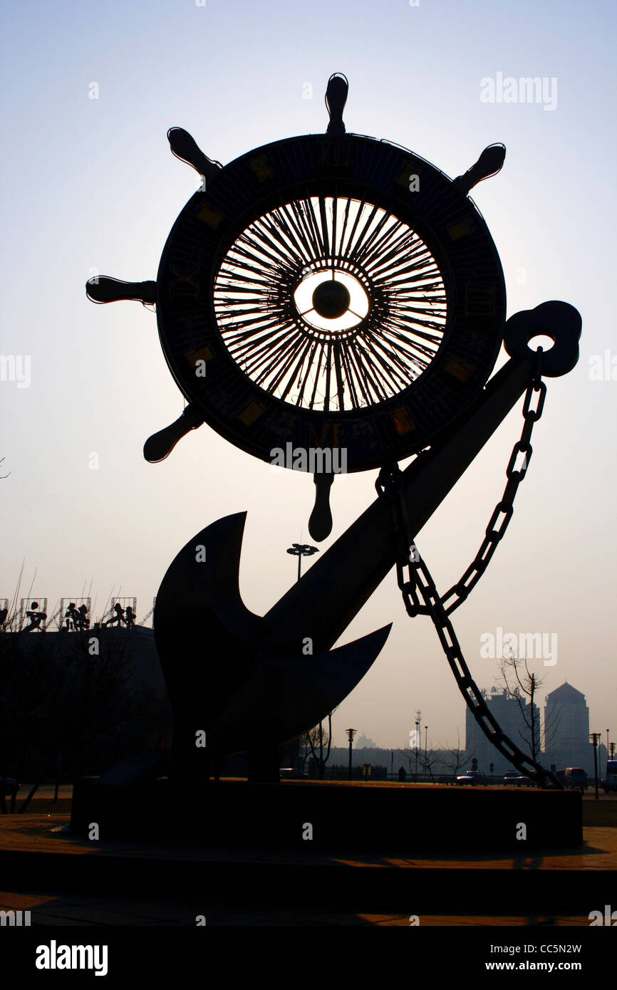 Anchor sculpture hi-res stock photography and images - Alamy