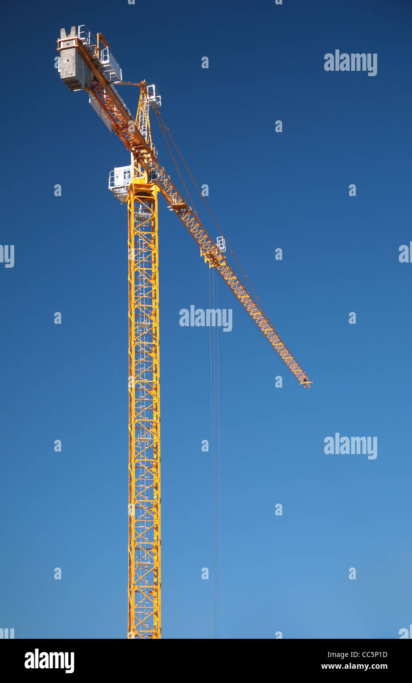 Elevating architecture hi-res stock photography and images - Alamy