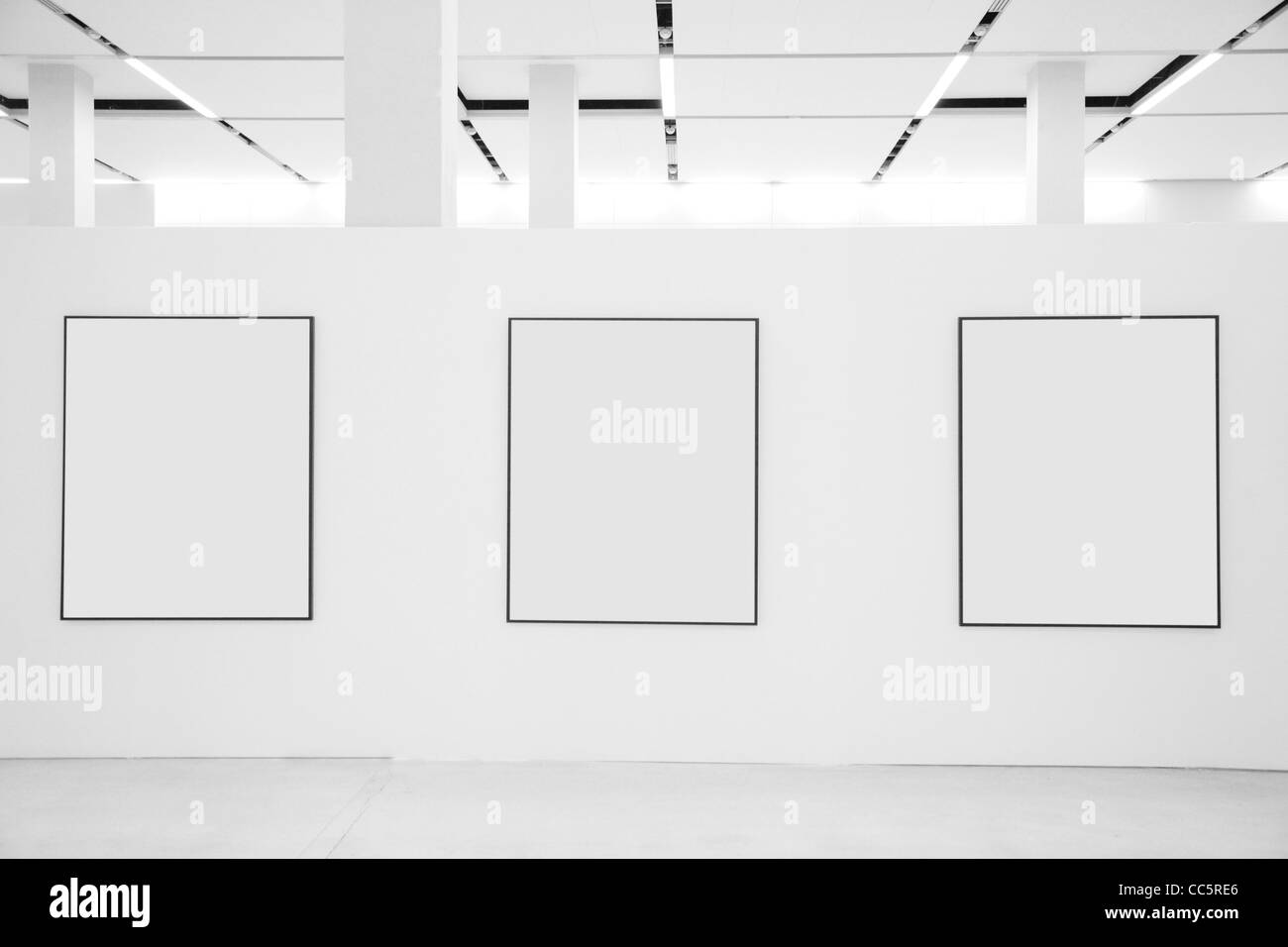 Three row column hi-res stock photography and images - Alamy