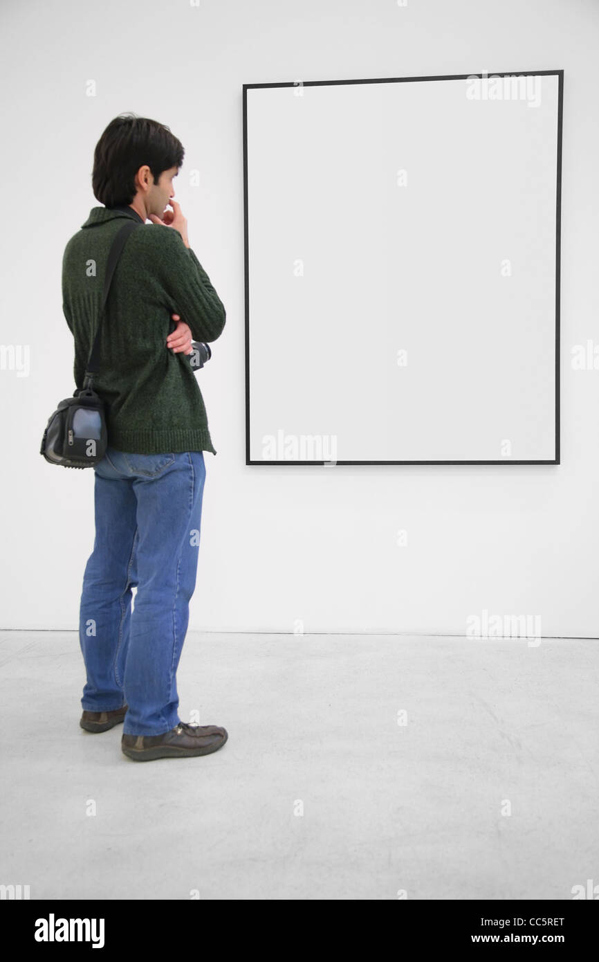Showroom wall frame hi-res stock photography and images - Alamy