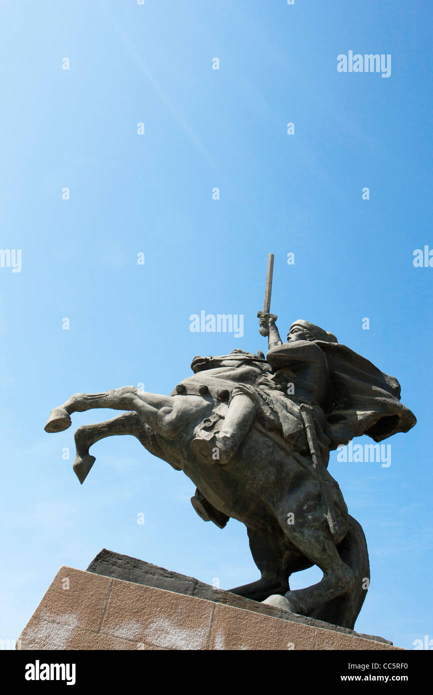Li Zicheng statue, Temporary Palace for Li Zicheng, Yulin, Shaanxi ...