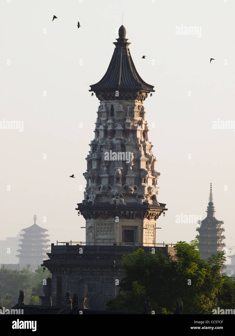 Chengling hi-res stock photography and images - Alamy