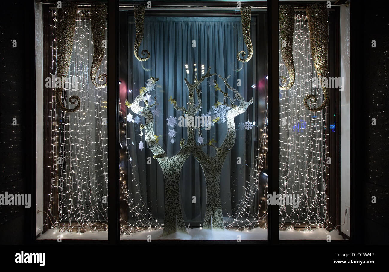 Holiday decorated shop window Stock Photo - Alamy