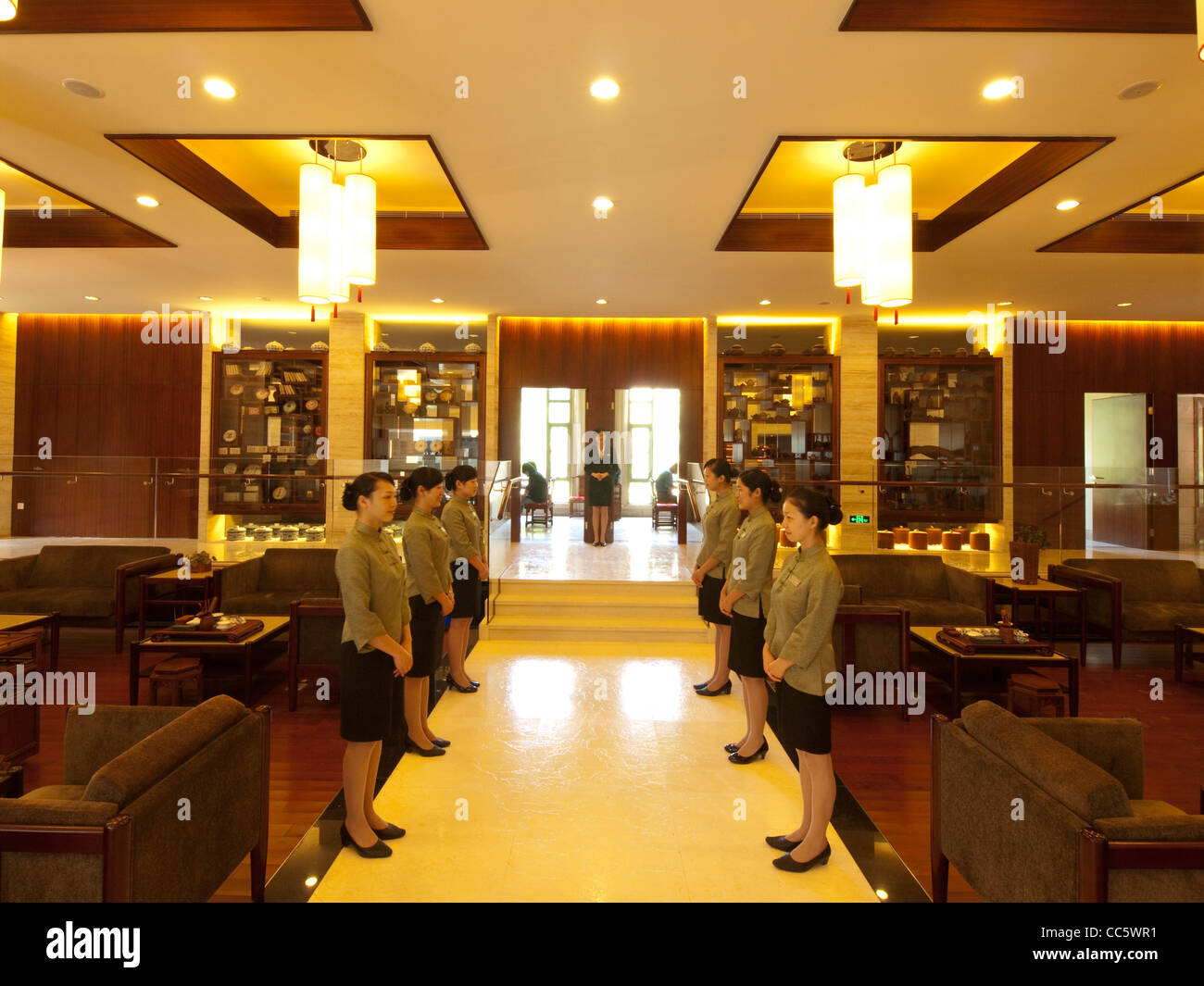 Waitresses group hi-res stock photography and images - Alamy