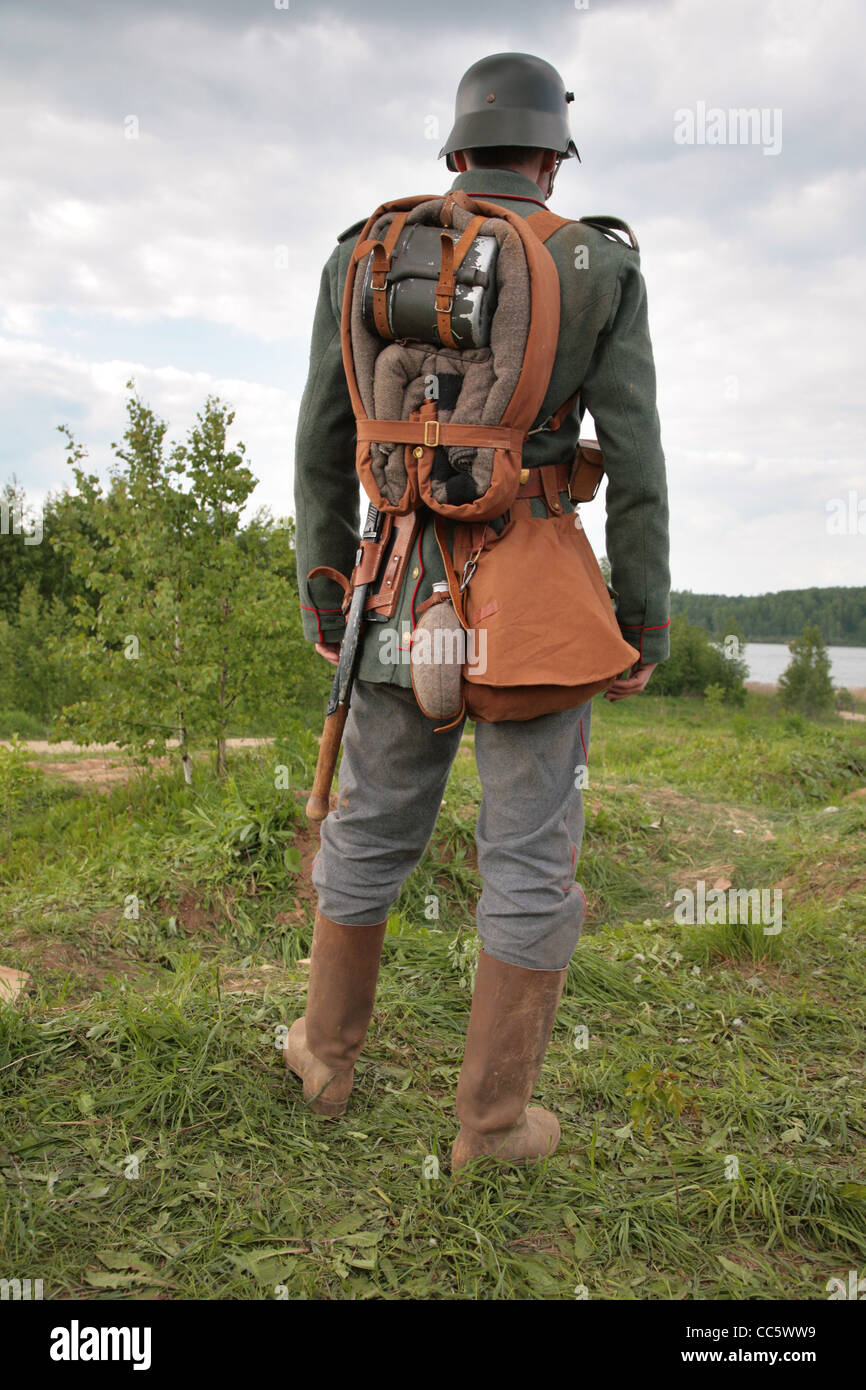 Ww1 soldier hi-res stock photography and images - Alamy