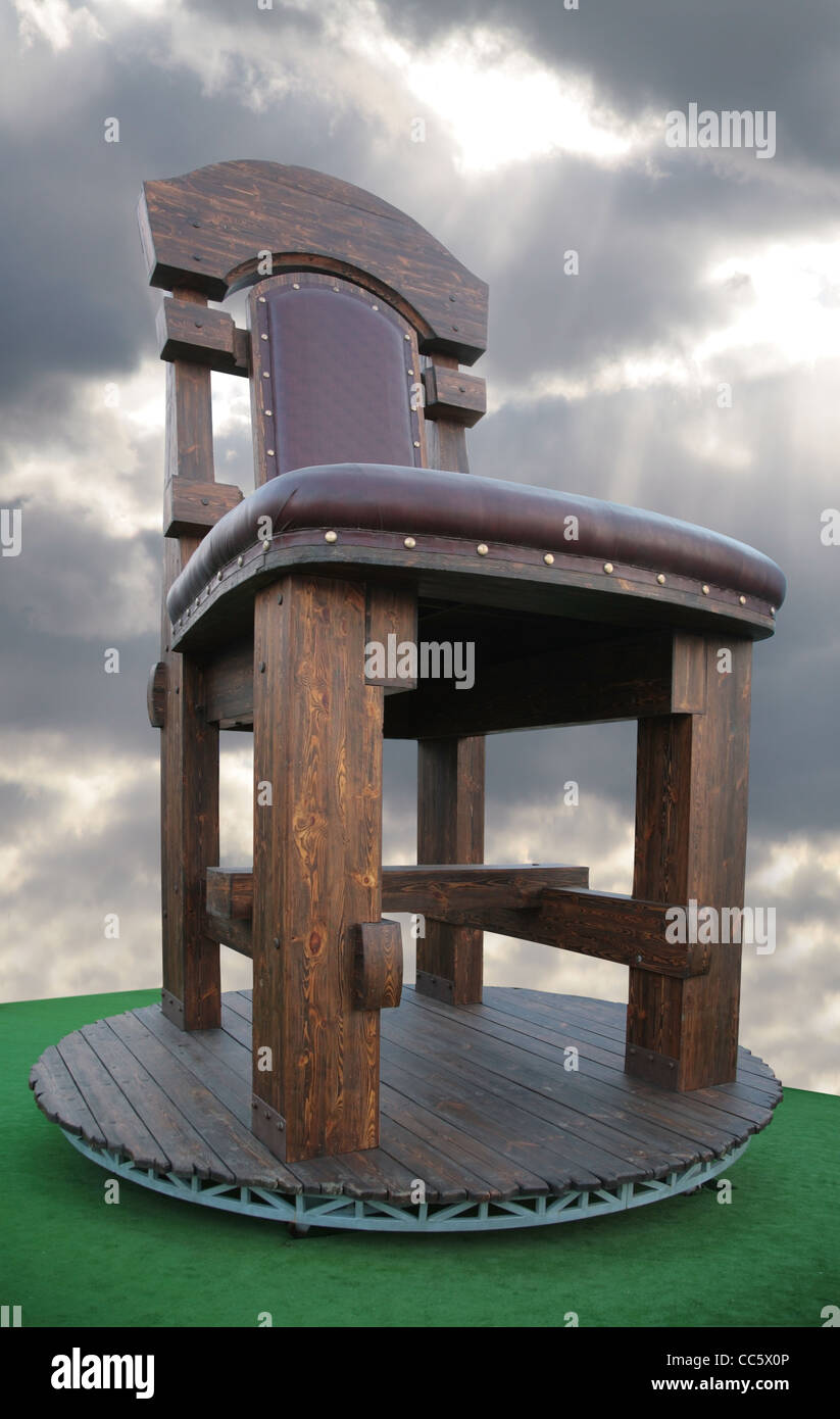 Huge wooden chair Stock Photo - Alamy