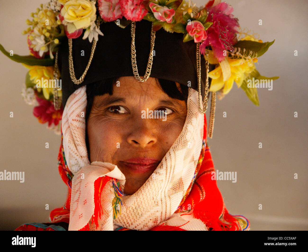 Blang woman in traditional costume, Xishuangbanna Nationality Culture ...